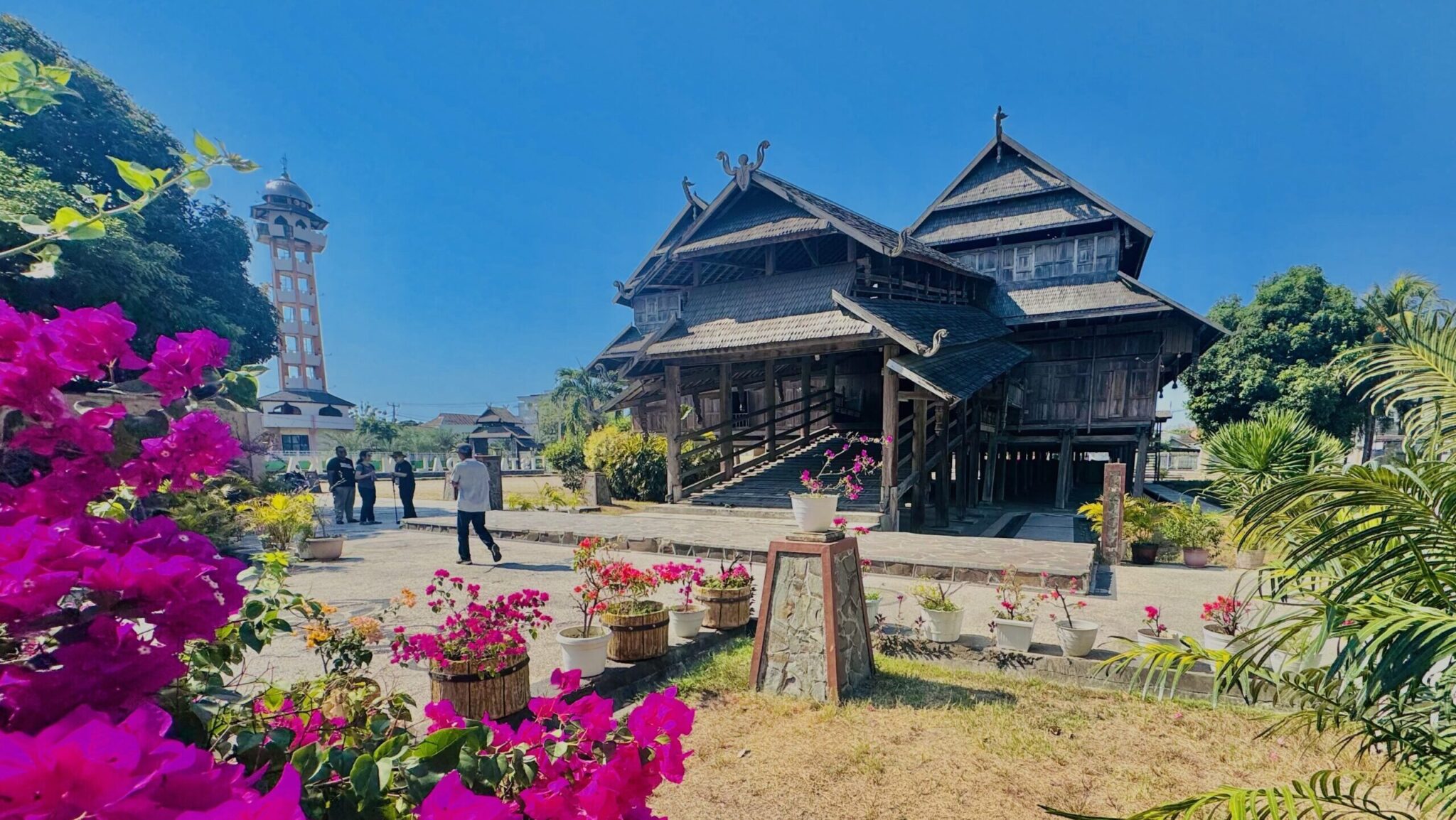 Sumbawa Tour Packages - Sumbawa Adventour